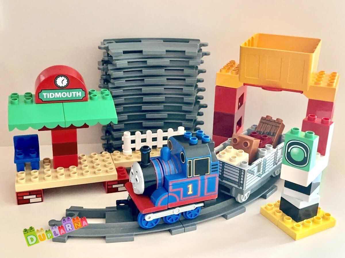 Lego Duplo 5554 - Mašinka Tomáš - Nákladní vlaková souprava | Duplárna